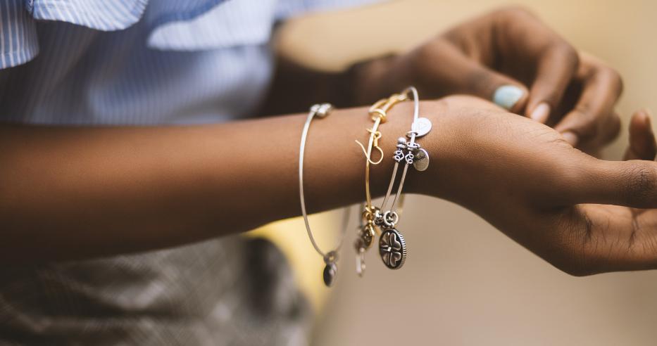 Jewellery & Accessories – Joshua & Company